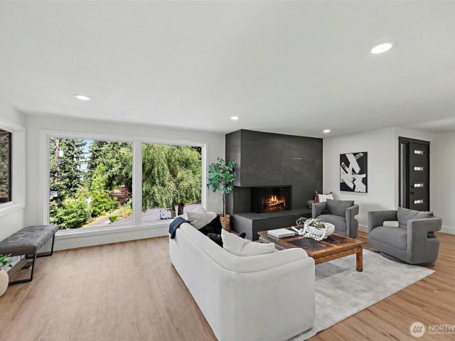 7017 NE 155th Place