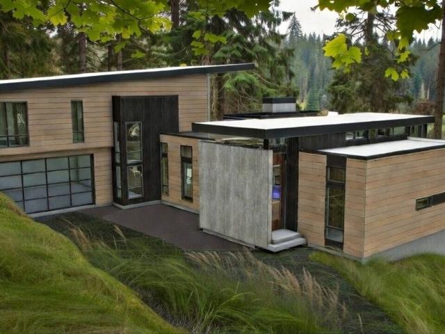 7017 NE 132nd St, Kirkland, WA 98034 | MLS #2475 | Compass