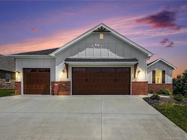 7017 Oaken Ln, Lanesville, IN 47136