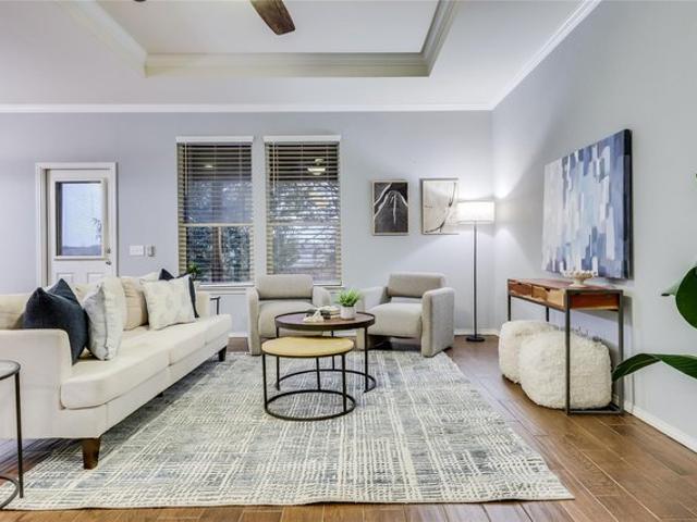 7017 Armagh Dr, Austin, TX 78754