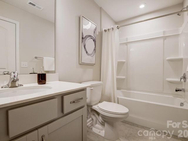 7017 Cerris Dr, Charlotte, NC 28269 | MLS #4377