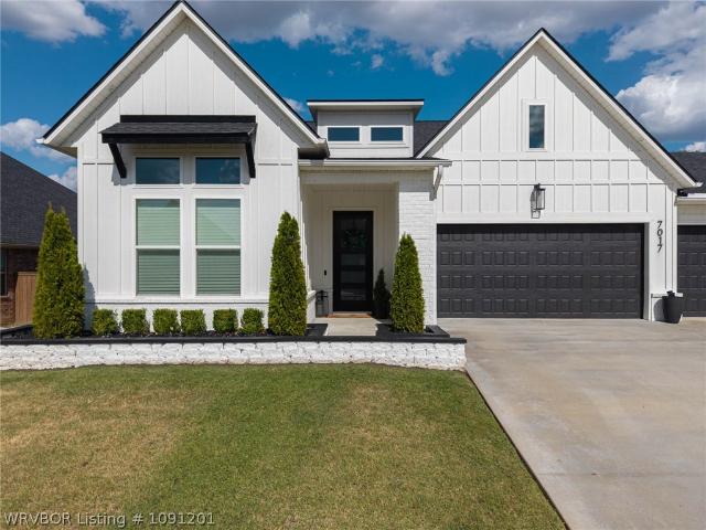 7017 Forest Canyon Drive