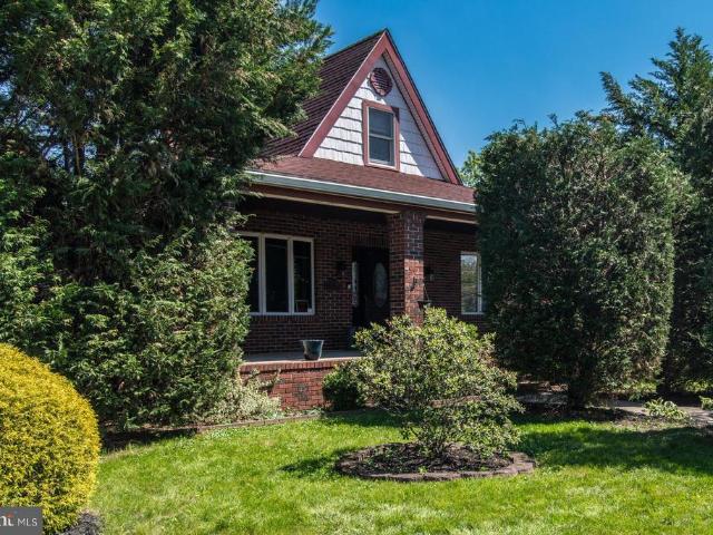 7018 N Radcliffe Street