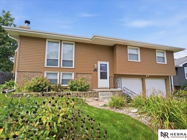 7018 Audrey St, Omaha, NE 68138