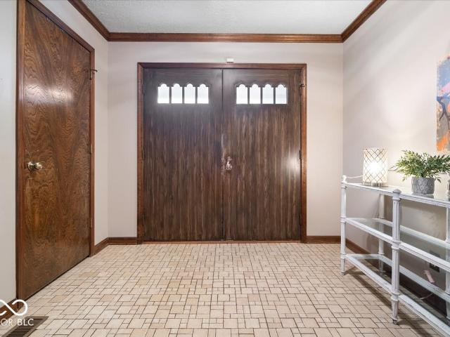 7018 Creekwood Estates