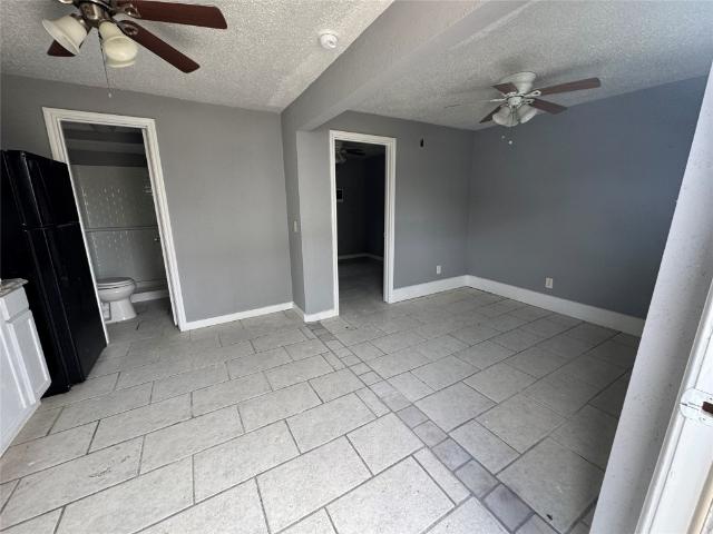 7018 1/2 Avenue F 6