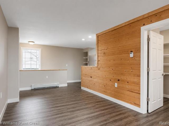 70190 N Main Street # 5