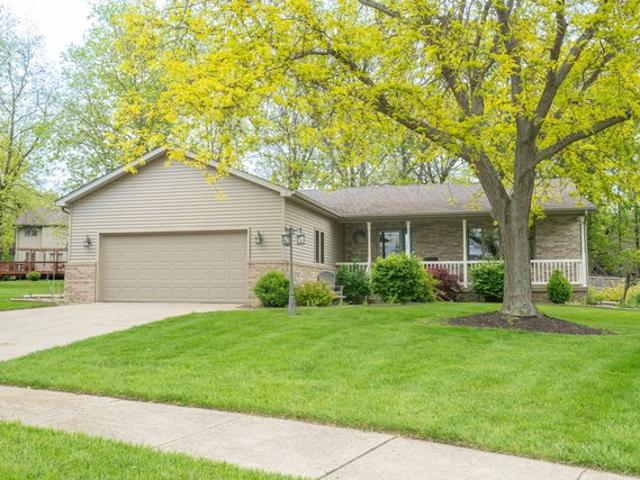 7019 Forest Ridge Dr, Schererville, IN 46375