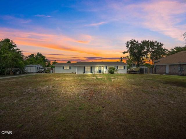 7019 Yellow Bluff Rd, Panama City, FL 32404