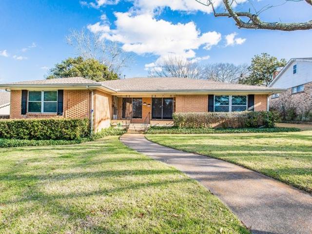7010 and 7012 Kingsbury Dr, Dallas, TX 75231
