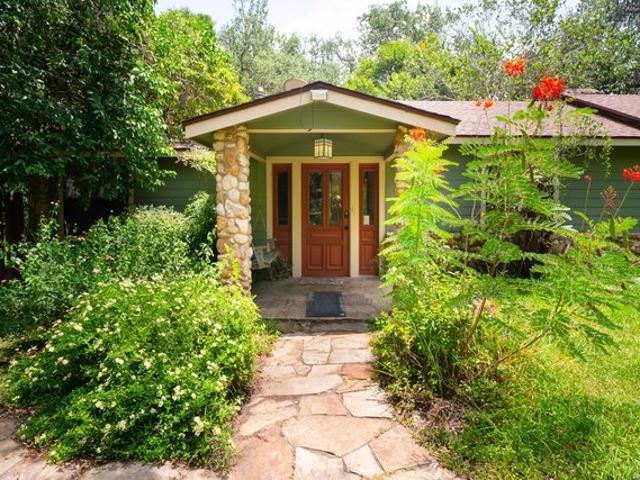7010 Dorothy Louise Dr, San Antonio, TX 78229