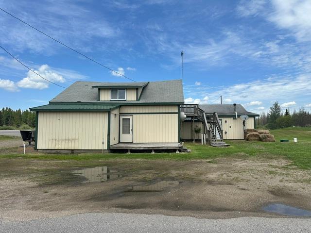 7010 Highway 169