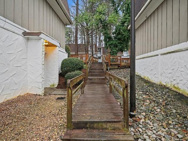 7010 Longstreet Dr Unit C, Raleigh, NC 27615
