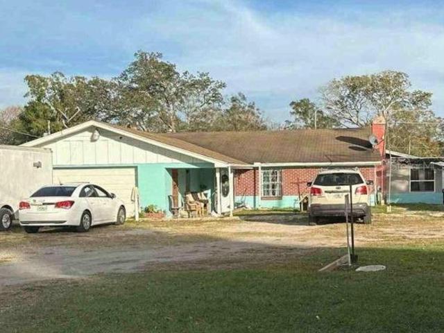 7011 N Oregon Ave, Tampa, FL 33604