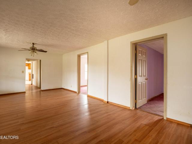 7011 Shell Lane