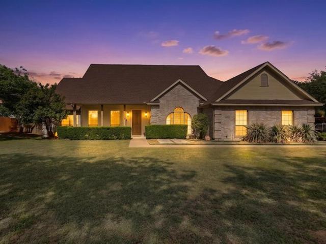 7011 Singleton Rd, Midlothian, TX 76065