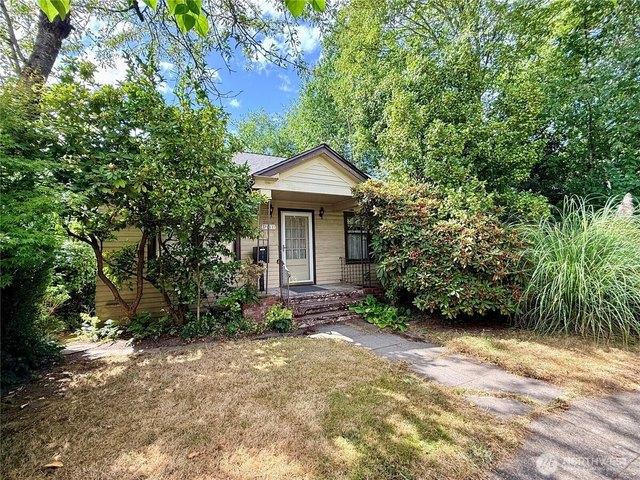 7011 14th Ave NW, Seattle, WA 98117