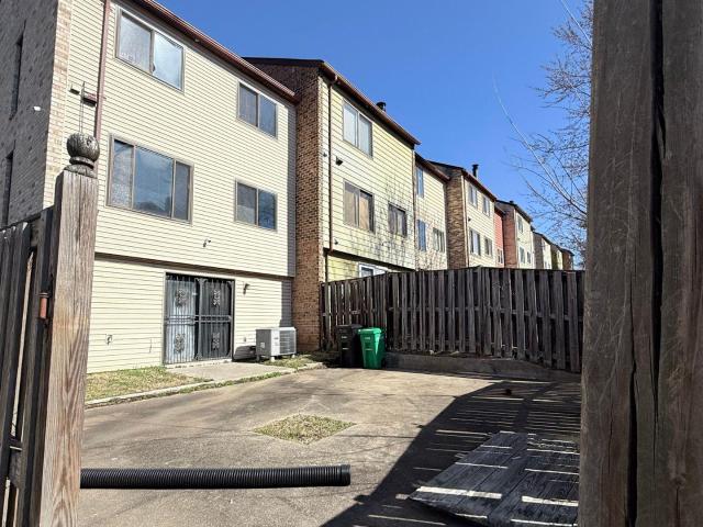 7012 Cipriano Woods Ct, Lanham, MD 20706 | MLS #MDPG2196 | Compass