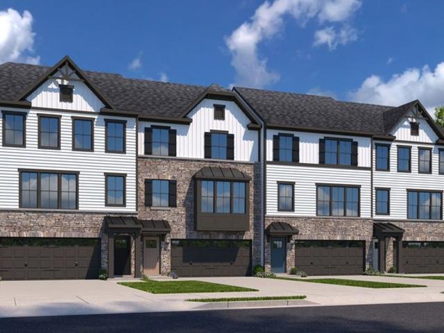 7012 Jones Ln, Mars, PA 16046