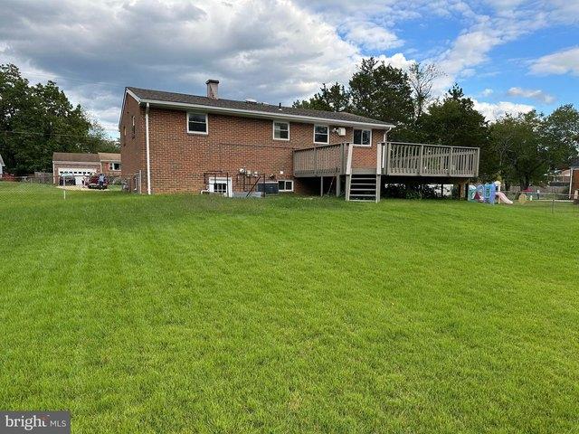 7013 Buchanan Rd, Temple Hills, MD 20748