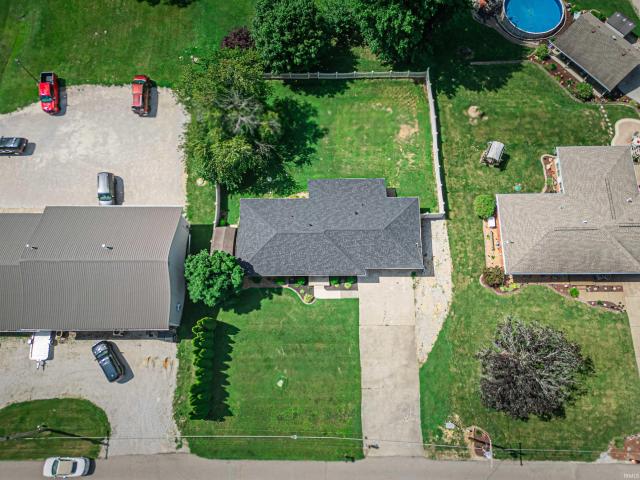 7013 Briar Ridge Road