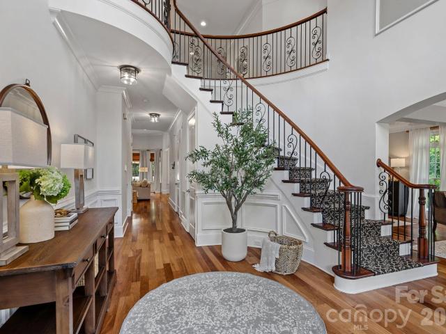 7013 Camrose Crossing Lane