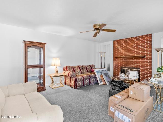 7013 Sun Valley Dr
