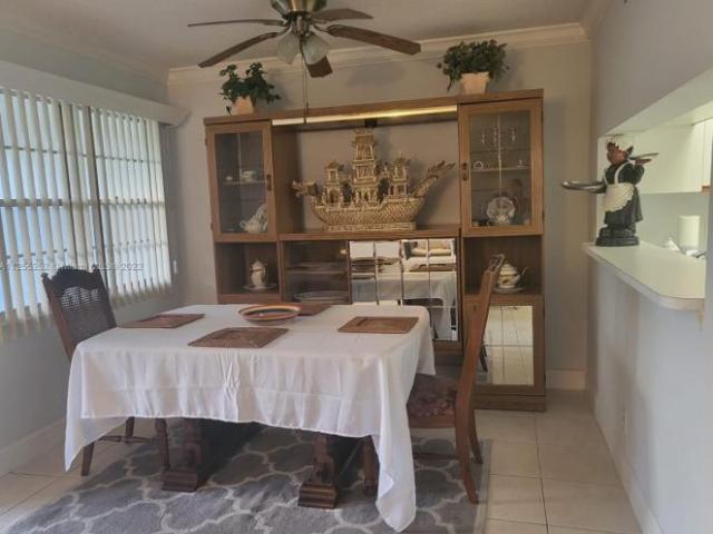 701 128th Ave SW #104F, Pembroke Pines, FL 33027