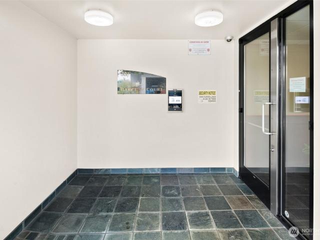 701 1st Ave N, Unit 402, Seattle, WA 98109 | MLS #2503