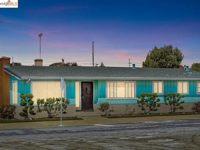 701 35th St, Richmond, CA 94805