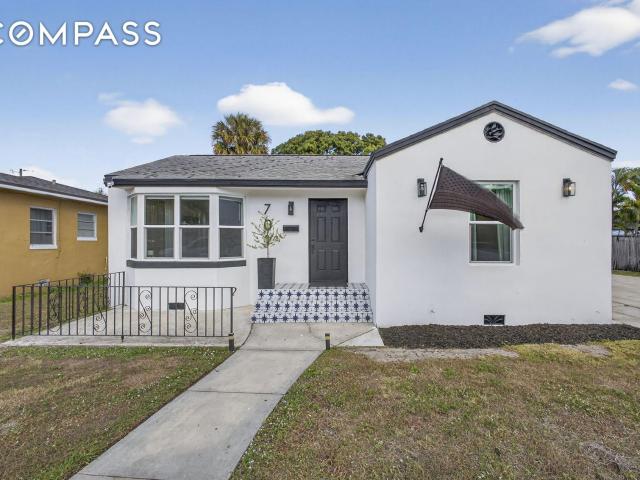 701 37th St, West Palm Beach, FL