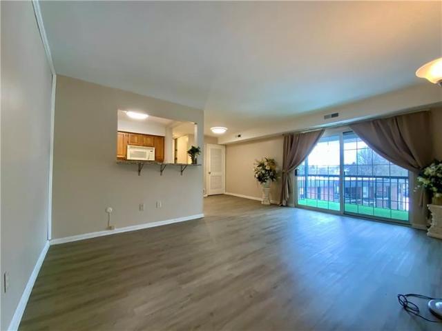 701 College Park Dr 10