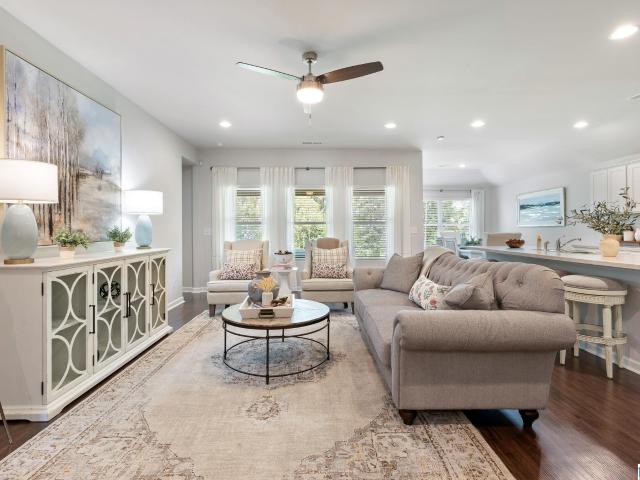 701 Camden Loop