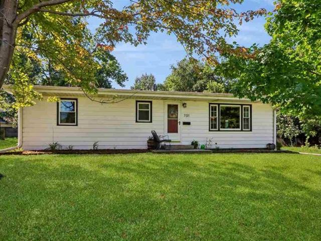 701 Caroline Ave, Iowa City, IA 52245