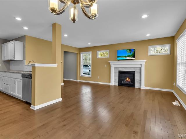 701 Carriage Lane