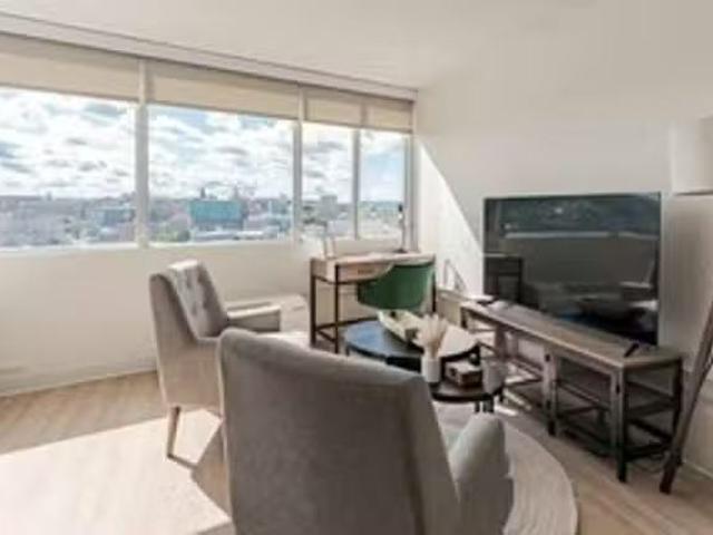 701 Apartments, 701 East Genesee St, Eastside Studio 1 Bath
