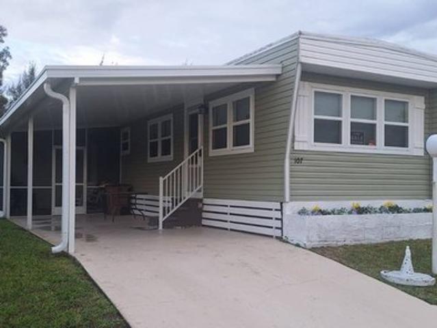 701 Aqui Esta Dr Lot 107, Punta Gorda, FL 33950