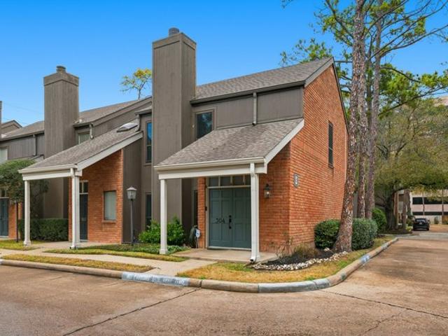701 Bering Dr Unit 304, Houston, TX 77057