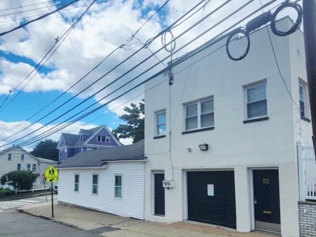 701 Birch St