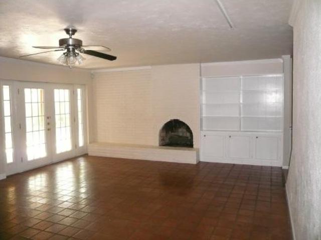 701 Bradshaw Dr, Corpus Christi, TX 78412 | MLS #97091 | Compass