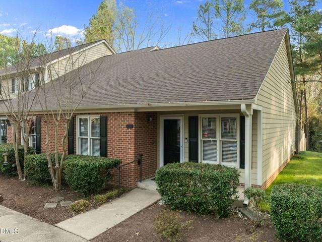 701 Gatehouse Ln, Durham, NC 27707