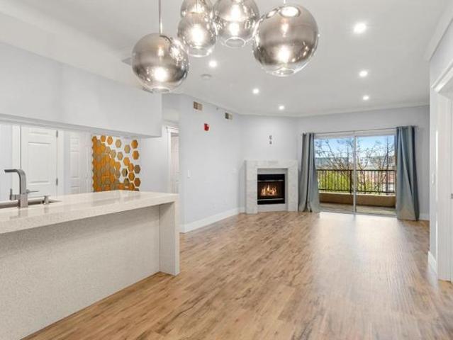 701 Gibson Dr #834, Roseville, CA 95678
