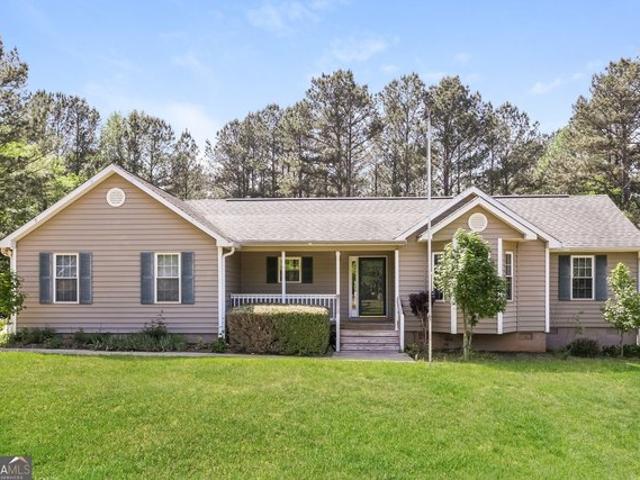 701 Derek Pl, Locust Grove, GA 30248