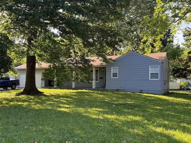 701 E 77th St, Kansas City, MO 64131