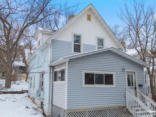 701 E 11th St, Duluth, MN 55805