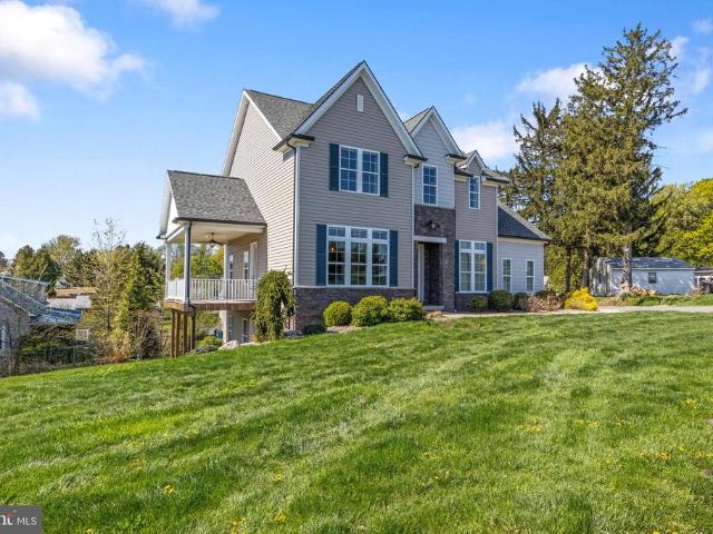 701 E Winding Hill Road