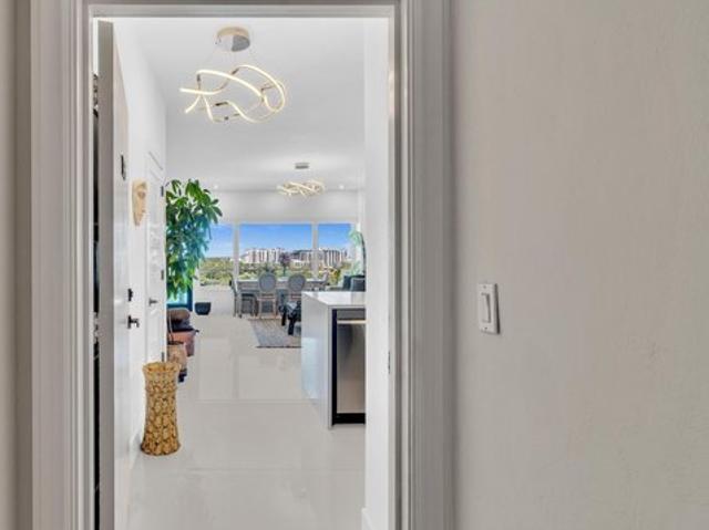 701 E Camino Real Apt 12G, Boca Raton, FL 33432
