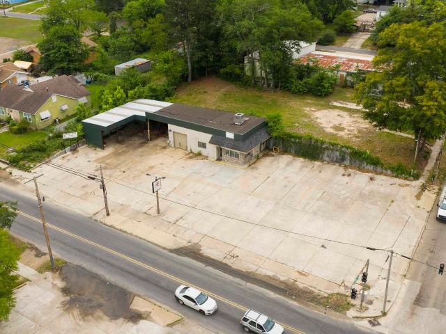 701 E Main St