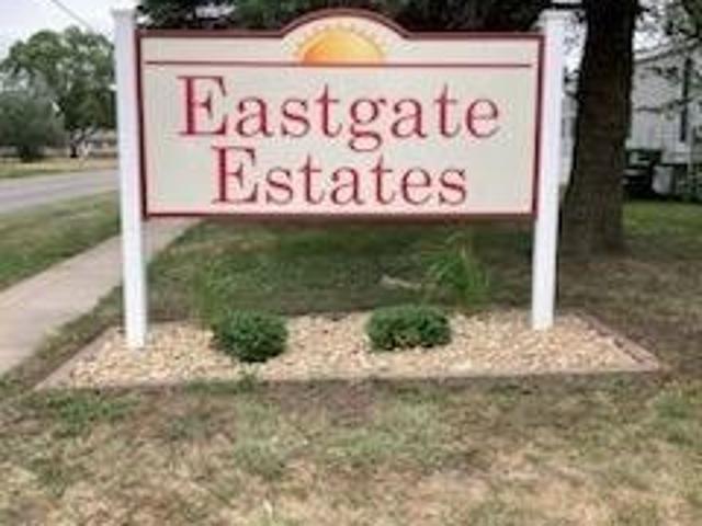 701 Eastgate Dr, Waterloo, IA 50703