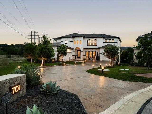 701 Echelon Pl, Lakeway, TX 78738